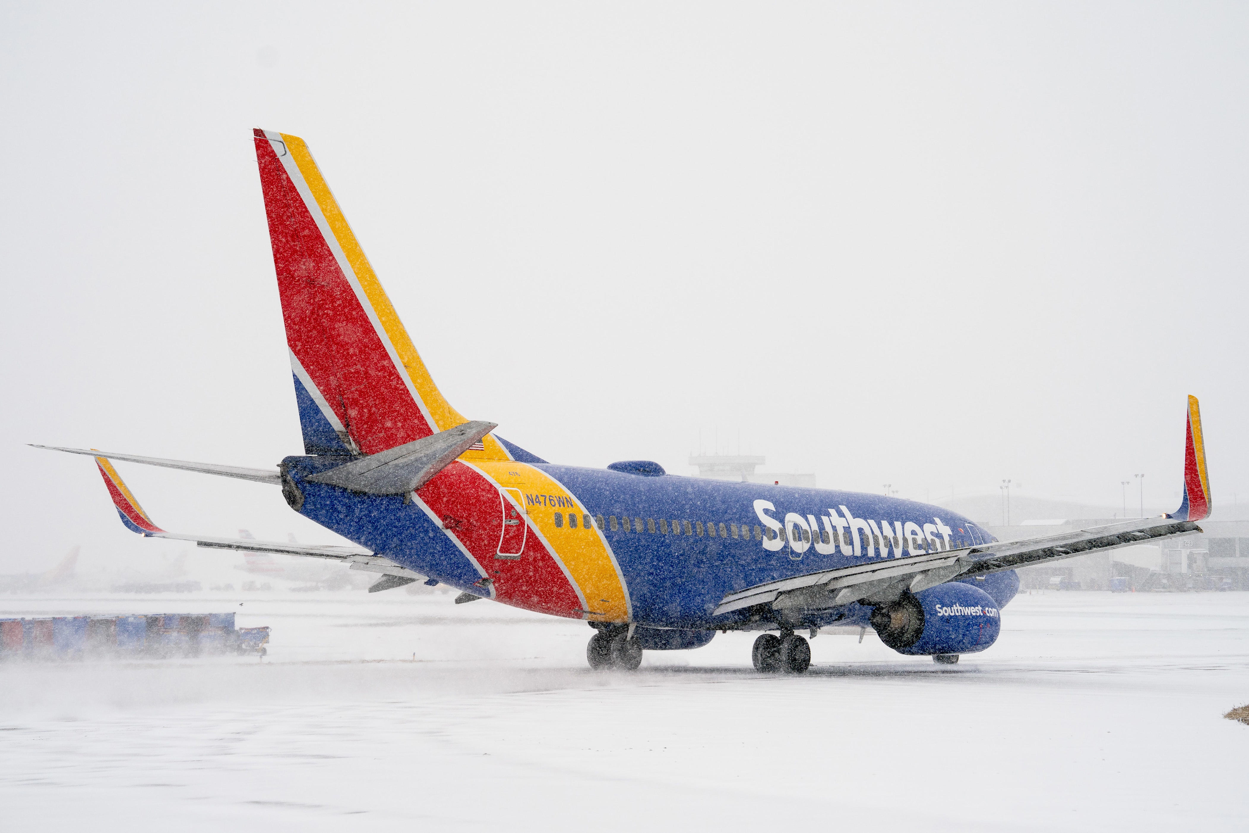 Winter storm spurs major delays, cancellations at Philadelphia airport