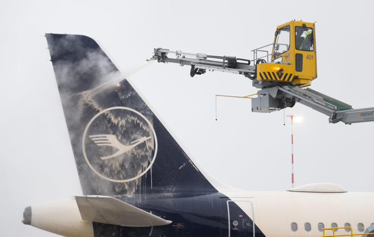 German airline Lufthansa cancels US flights ahead of winter storm