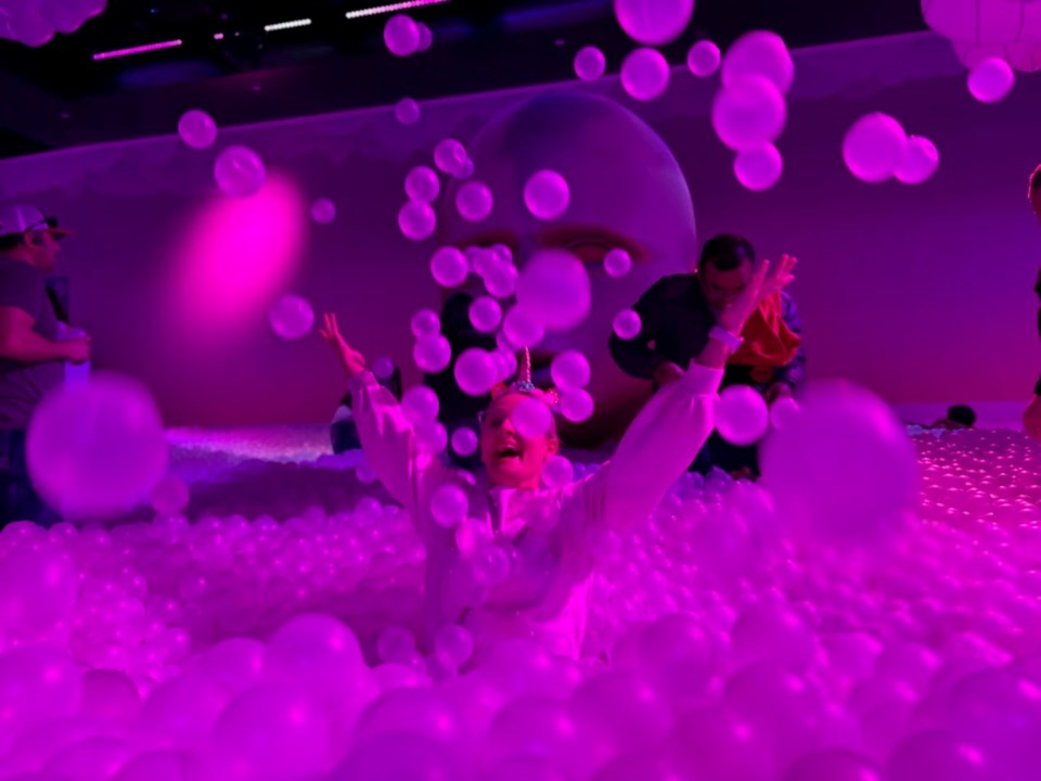 Bubble Planet Grapevine: What to expect before you go