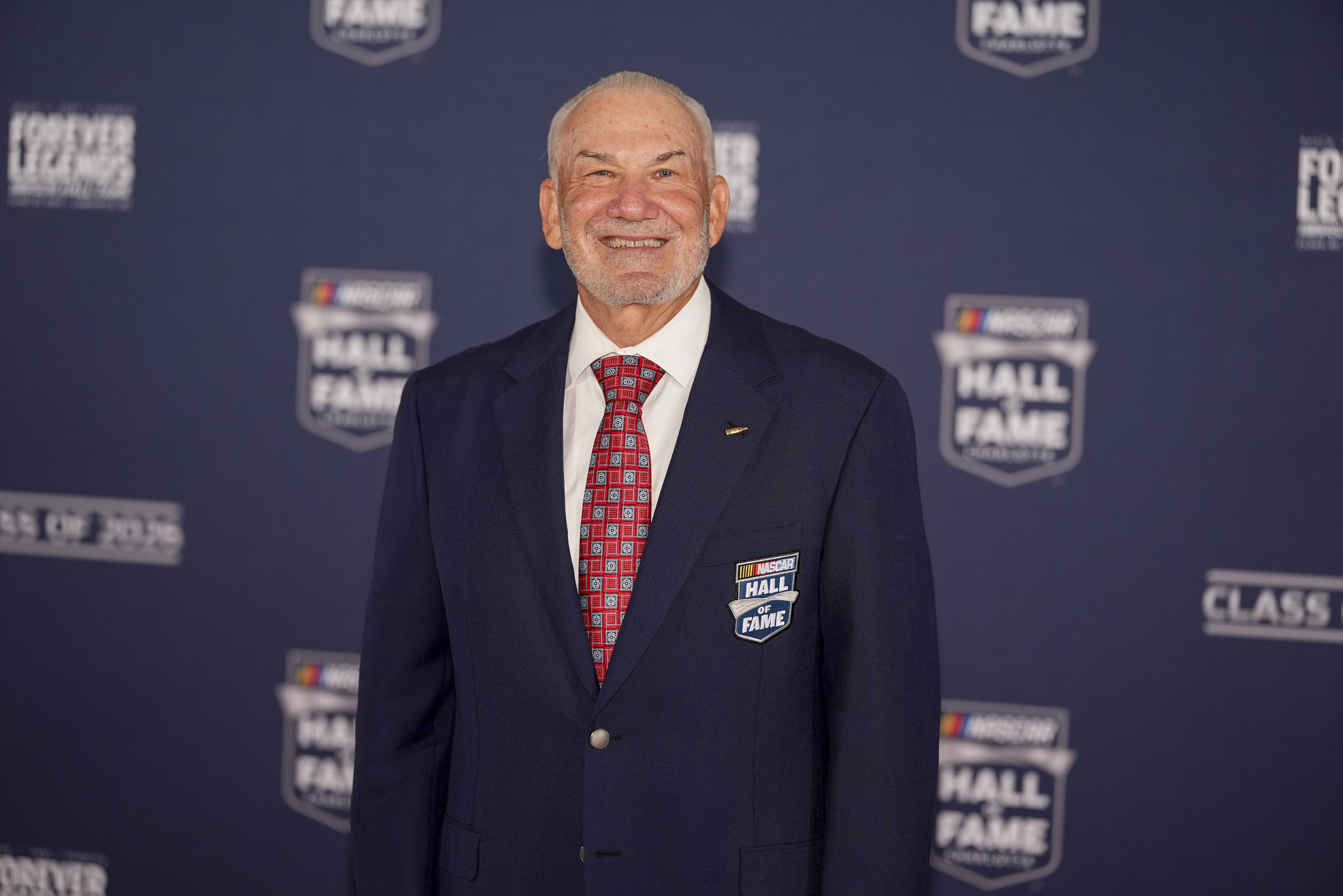 Dale Jarrett knows who he'd like to see inducted into NASCAR Hall of ...