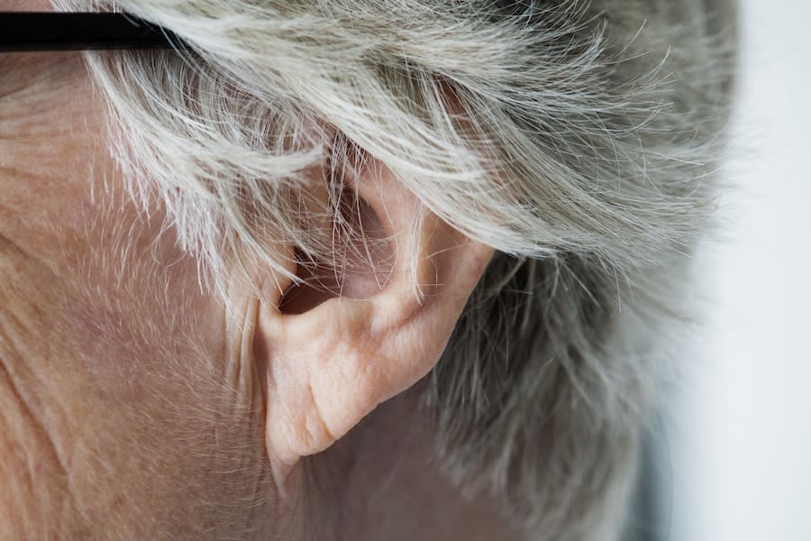 How to turn down the volume on tinnitus