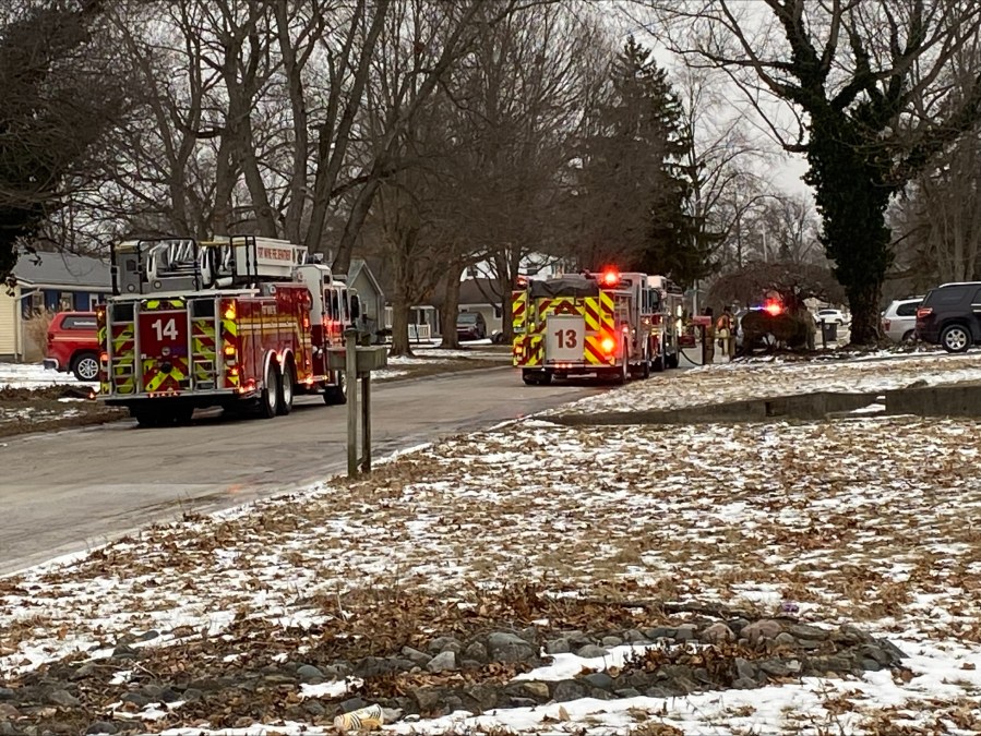 Fire blazes in northeast Fort Wayne home
