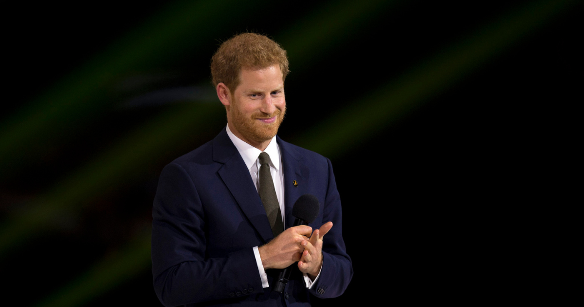 Prince Harry Rages At Donald Trump Over Combat Lies And These Rare ...