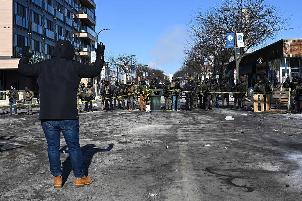 Mass. lawmakers blast ICE after deadly MN shooting: 'Cowards'