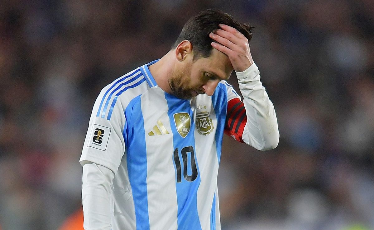 Messi’s Argentina teammate at risk of missing 2026 World Cup due to ...