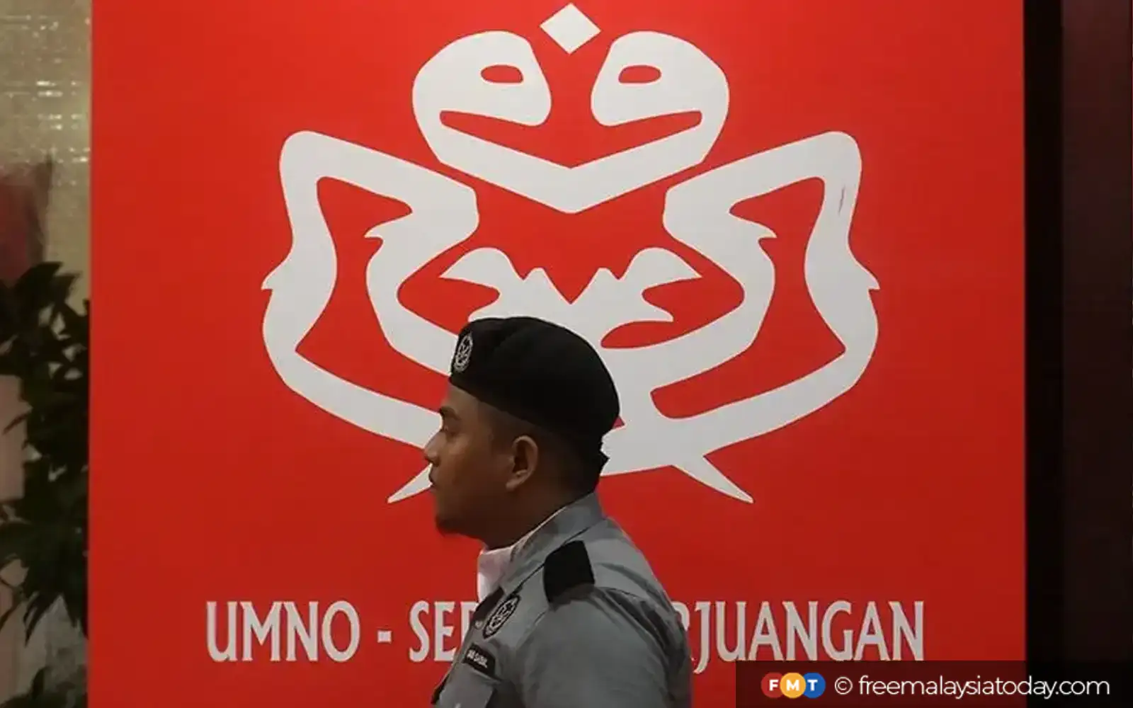 Surge in youths joining Umno signals changing political sentiment