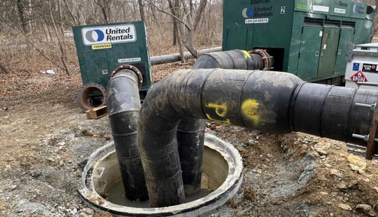 Overflow cut after Potomac sewer collapse, but snow, cold still slowing ...