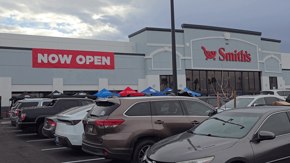 Smith’s Food & Drug celebrates the opening of 7th Henderson store