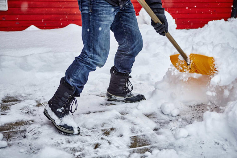 Have to shovel snow this weekend? | Check out these tips and tricks for ...