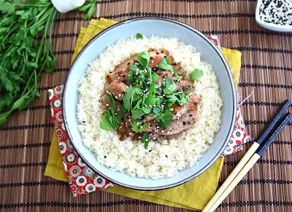 Kip gemarineerd in sojasaus en honing