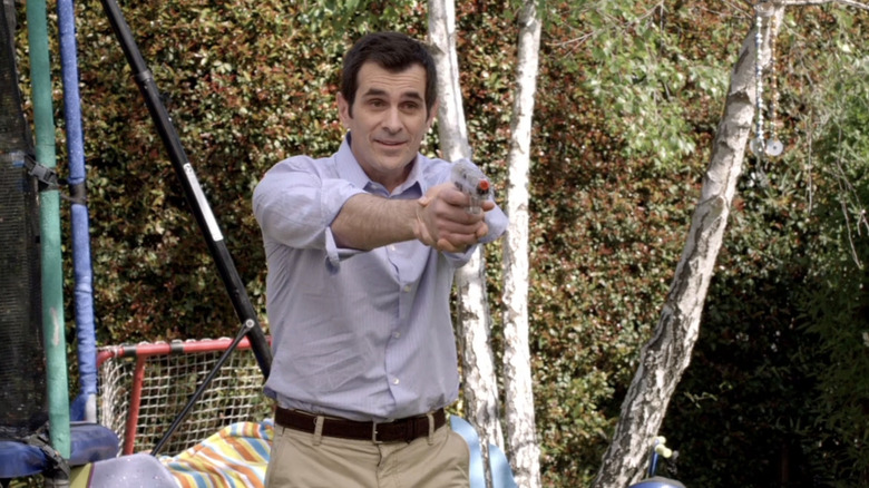 Modern Family: Ty Burrell landed the part of Phil thanks to a Dennis ...