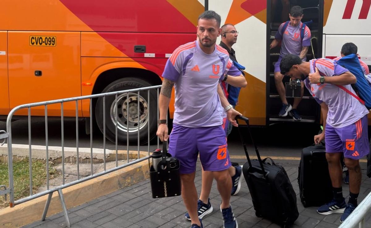 Octavio Rivero tuvo que dar explicaciones en su arribo a Perú ...