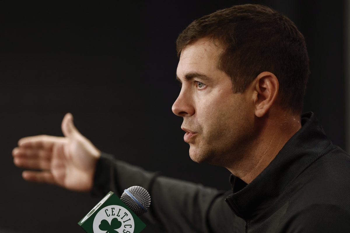 Celtics 'aggressive' in pursuit of key piece by NBA trade deadline: Report