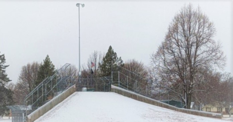 I don't ski, but the snow tubing at this Nebraska park is incredible