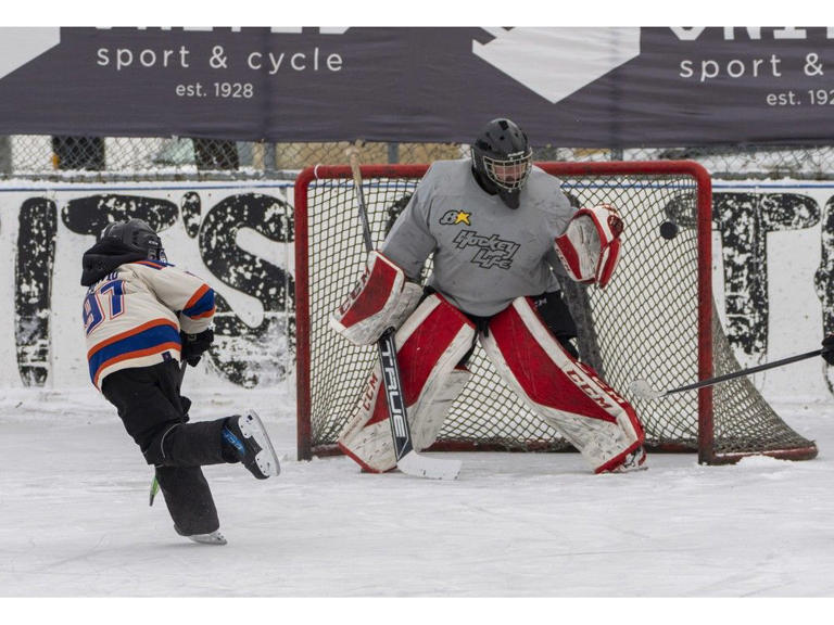 McCauley Cup returns to bring Edmonton police, inner-city youth together