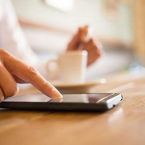 How to clear cookies on iPhone and Android—and why you should