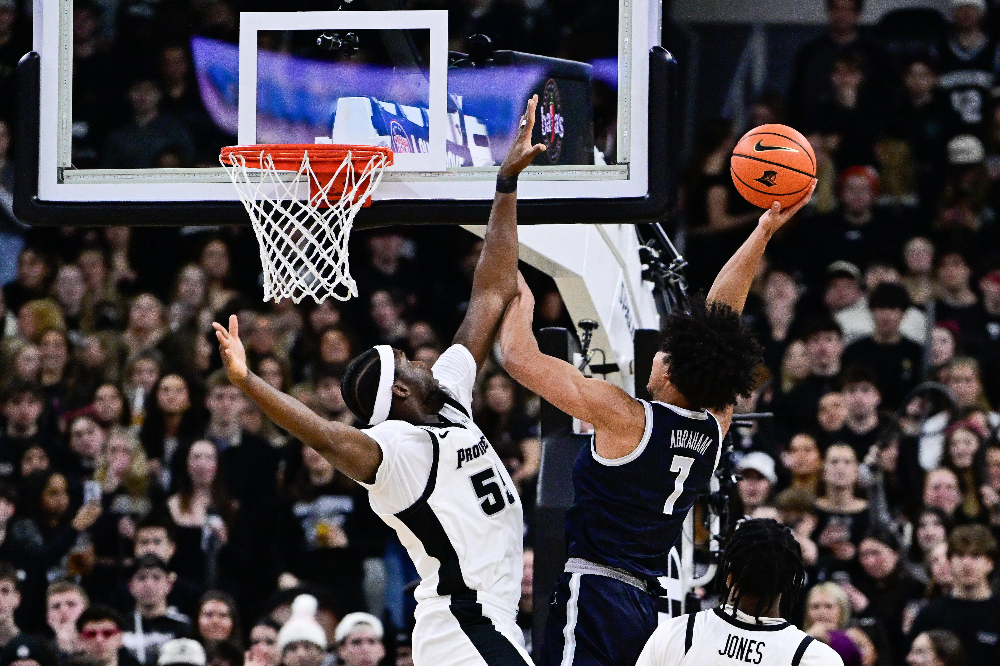 Ed Cooley's Georgetown Hoyas upset Providence basketball. Here's how