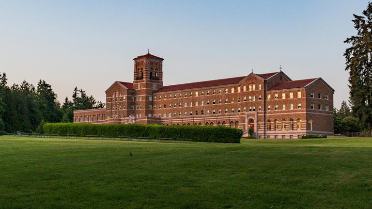 Washington's serene city just north of Seattle is a charming haven of ...