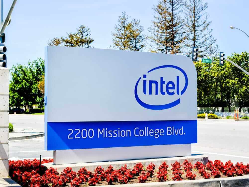 Intel stock drops after Q4 earnings: Is INTC a buy now?