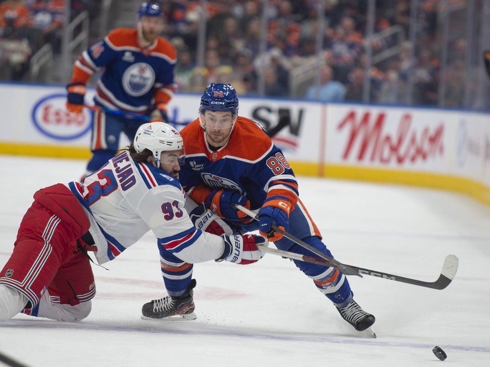 Mangiapane moves up Oilers lineup for tilt against former team