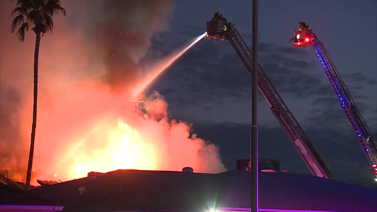 Mesa family injured after apartment complex fire