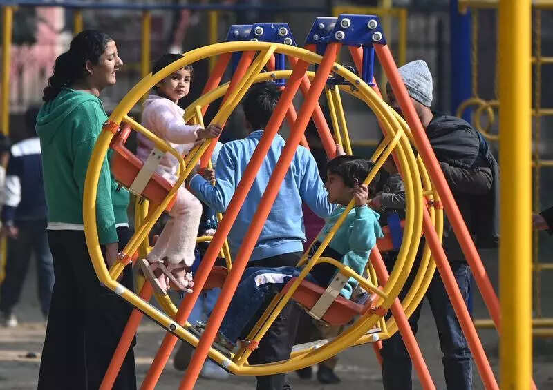 Wee hours of Sat warmest night of season