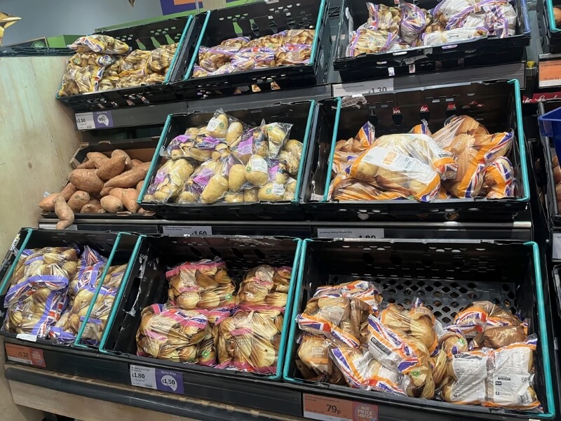 Shopper shares photo of upsetting sighting in grocery store produce ...