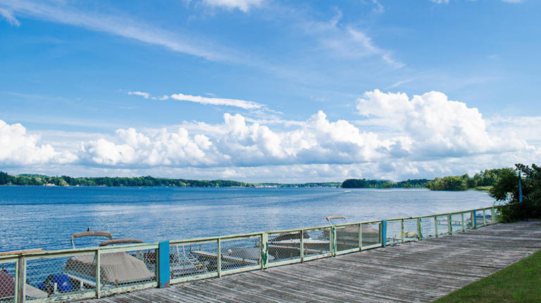 Pennsylvania's largest natural lake is also near a charming resort town ...