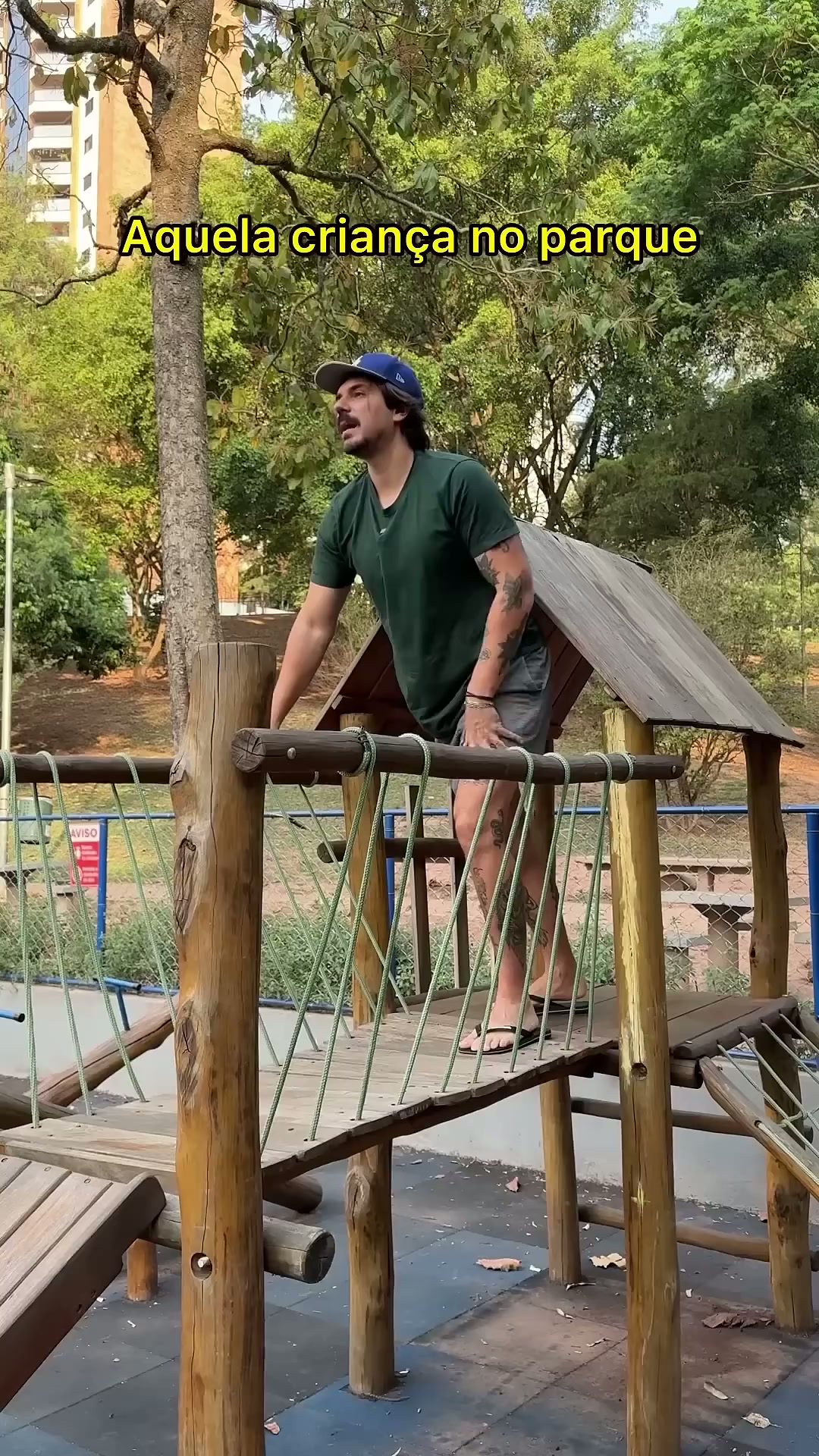 Aquela criança no parque