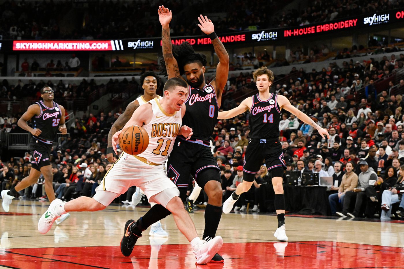 Kevin Huerter's buzzer-beater lifts Bulls past Celtics before Derrick ...