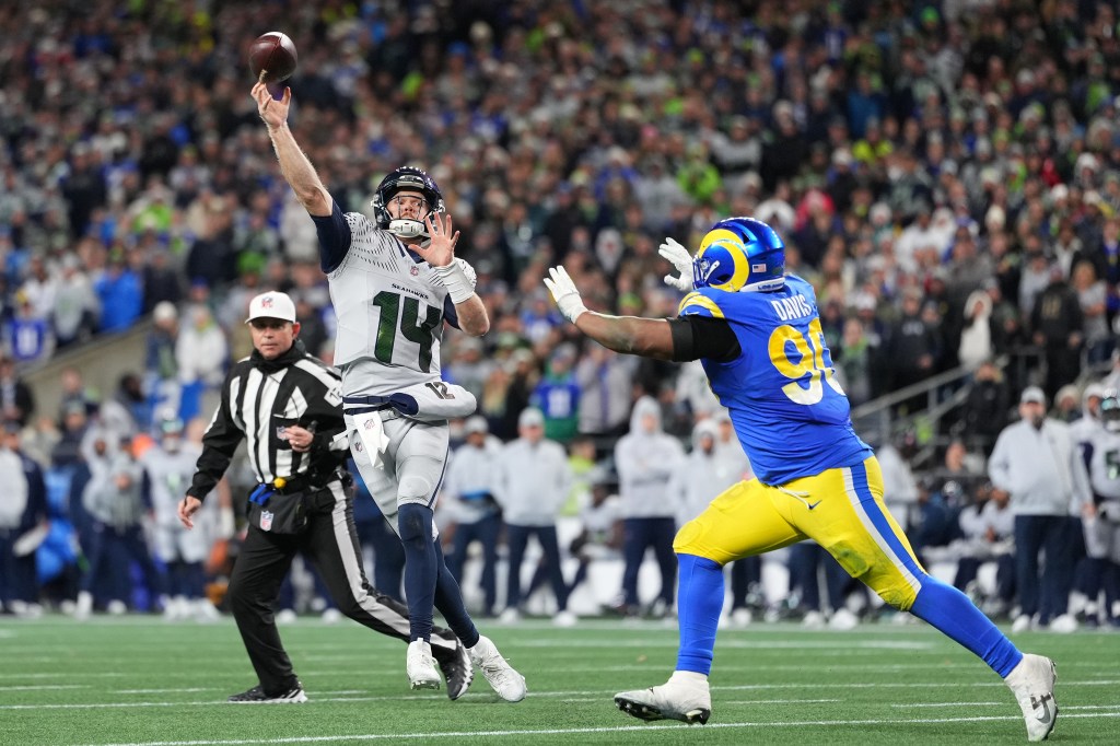 Sam Darnold could be 'seeing ghosts' again if Rams stick to usual game plan