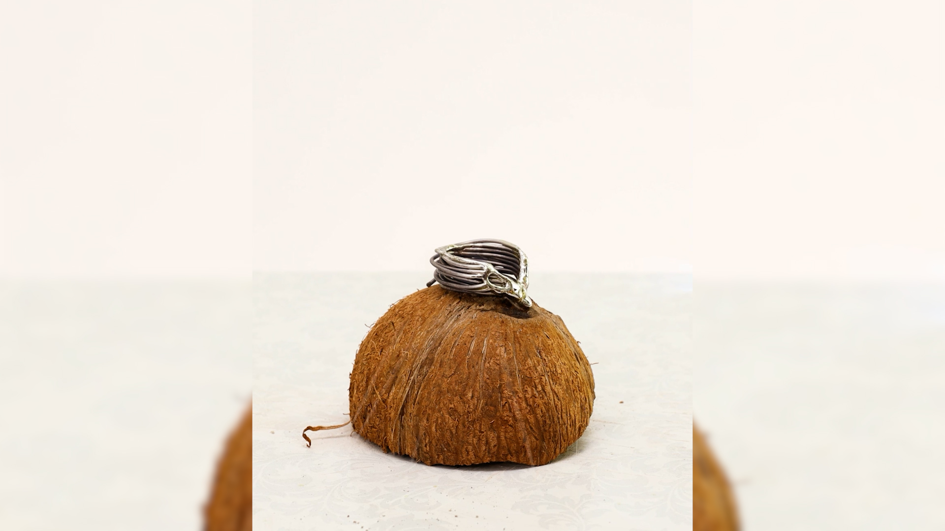 Decorate your home with wood crafts