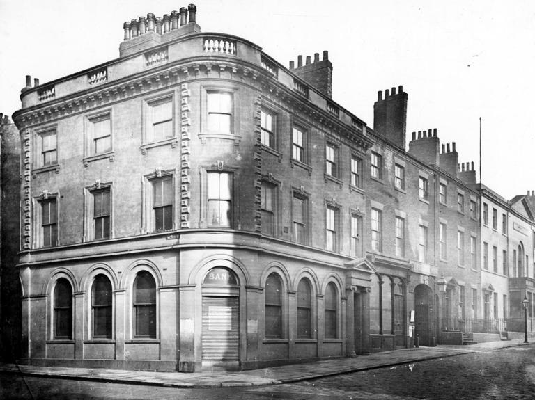 Enchanting photos take you back to Leeds in the 1880s