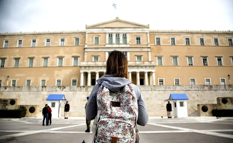 Τι φοβίζει περισσότερο τους 30άρηδες στην Ελλάδα σήμερα