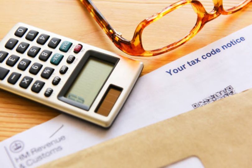 Anyone earning over £50,271 urged to act for pension tax relief