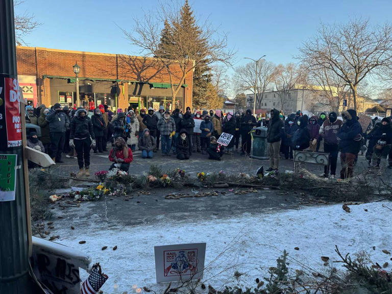 Fans came for a Warriors-Timberwolves game and left ready to 'fight ...
