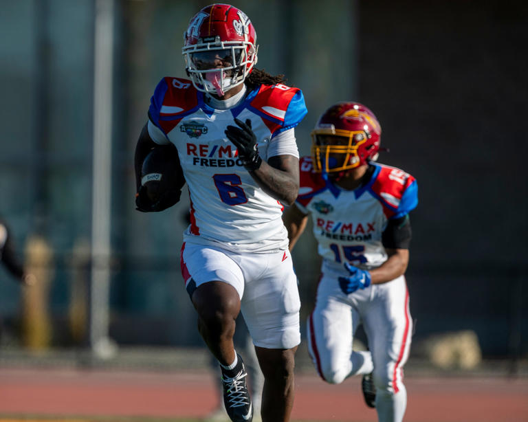 Defensive stand leads Victor Valley in HD All-Star Classic football game