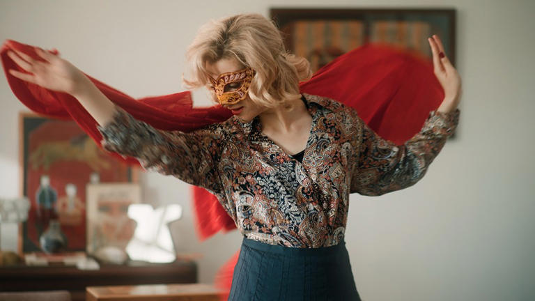 'The Friend's House Is Here' review: A stirring Iranian drama ...