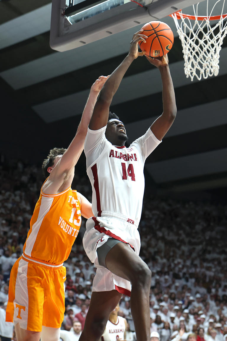 Alabama falls to Tennessee 79-73