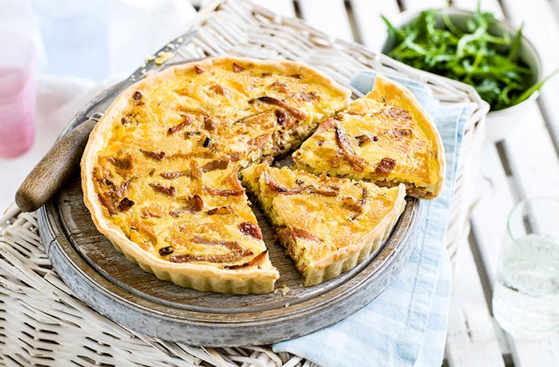 16 UK foods that always appear at family gatherings