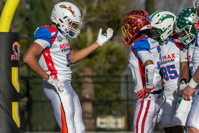 Defensive stand leads Victor Valley in HD All-Star Classic football game