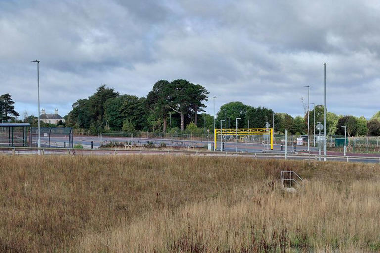 Taunton 'park and bus' facility still closed due to 'minor technicalities'