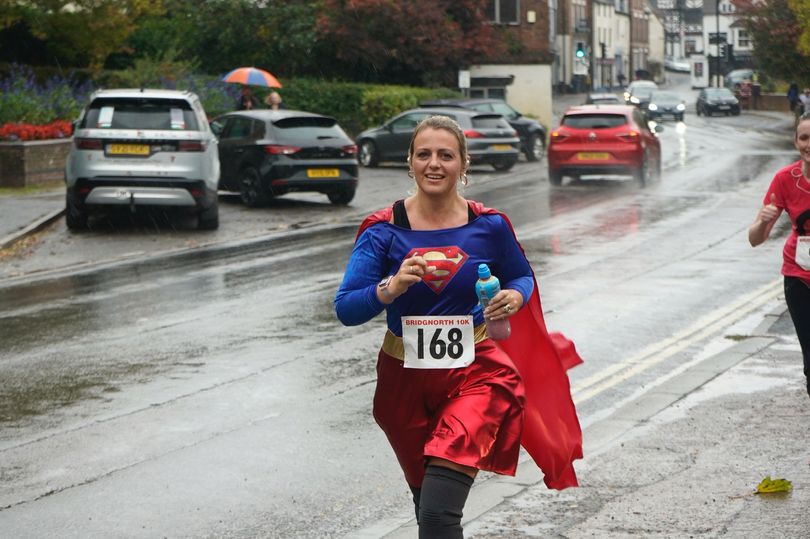 Mum's inspiring 'before and afters' as she went from struggling up ...