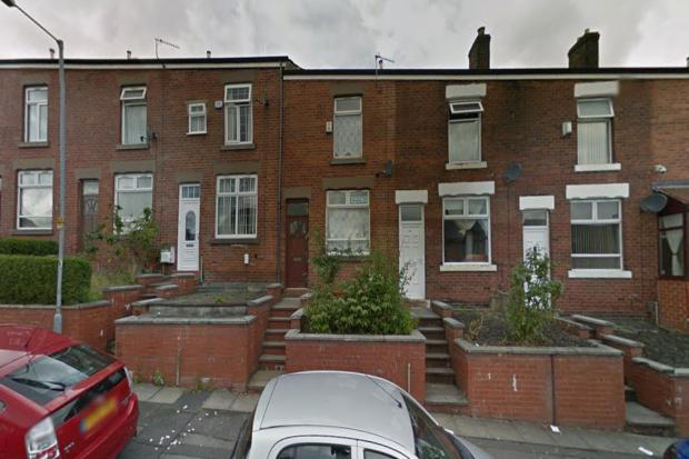 Planning chiefs give green light for single-storey extension on mid-terrace