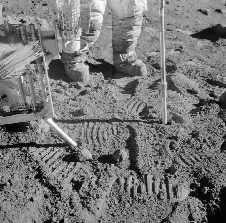 NASA study using 50-year-old Apollo moon samples suggests Earth’s water ...