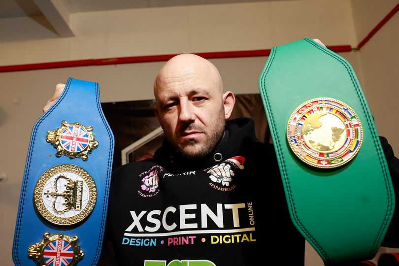 Meet the Edinburgh dad-of-five and landscaper by day with an eyebrow ...