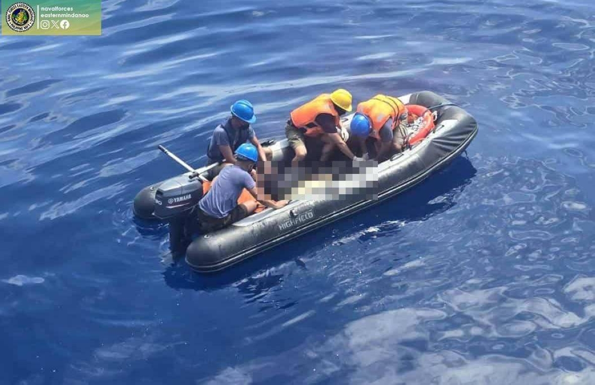 Navy recovers 4 bodies from sunken vessel off Davao Occidental