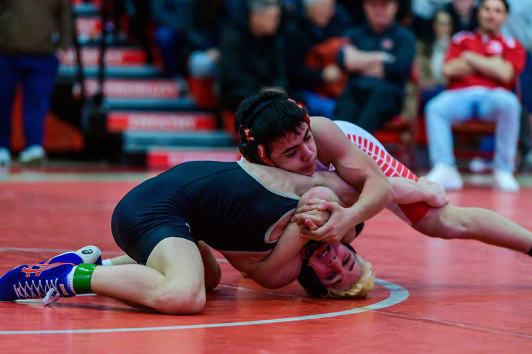 Toledo, Reiss shine as Tappan Zee repeats as Rockland wrestling champs