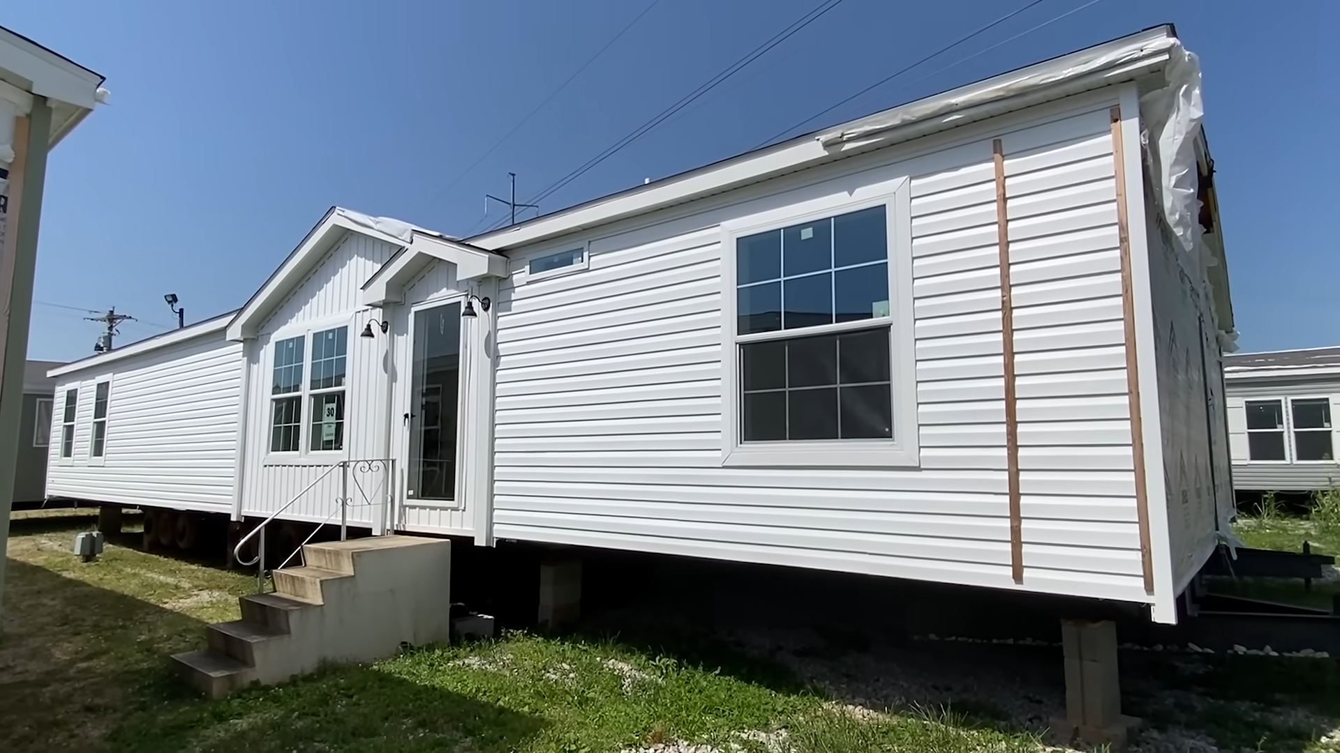 Tuscany by Champion Homes | 3 bed, 2 bath mobile house tour