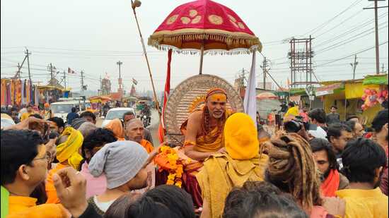 Amid rift, CCTV cameras set up on seer’s camp premises